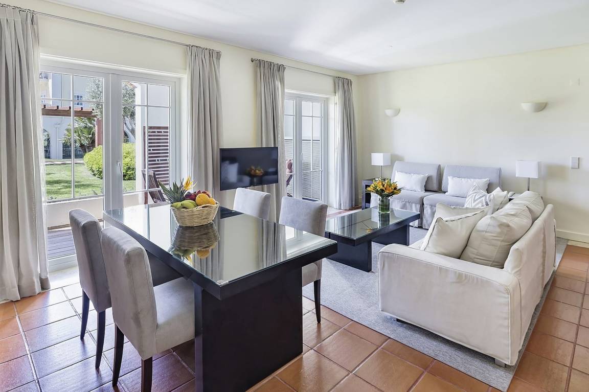 150 M² Villa ∙ 2 Bedrooms ∙ 3 Guests - Vilamoura