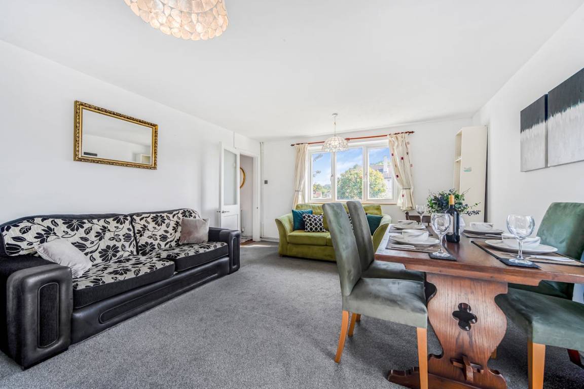 60 M² House ∙ 3 Bedrooms ∙ 6 Guests - Oxford