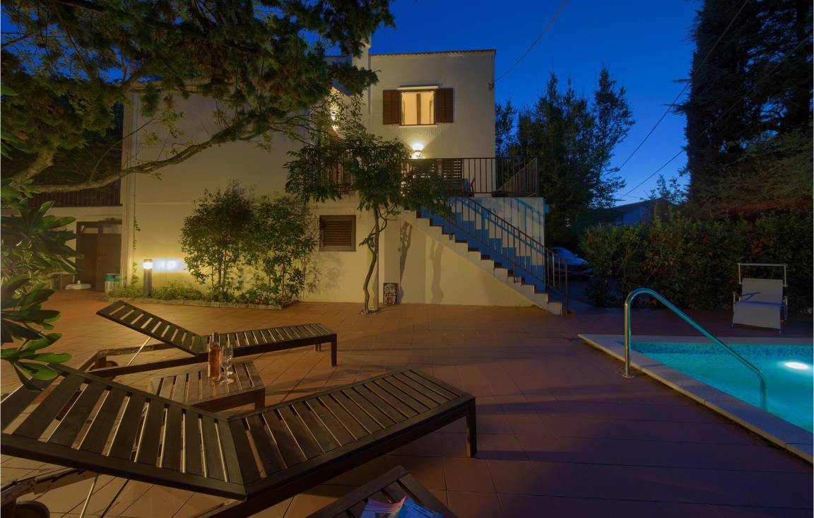 190 M² Casa Vacanza ∙ 5 Camere Da Letto ∙ 10 Ospiti - Malinska