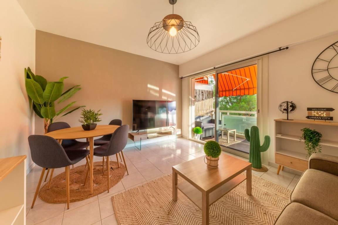 30 M² Studio Flat ∙ 2 Guests - Antibes