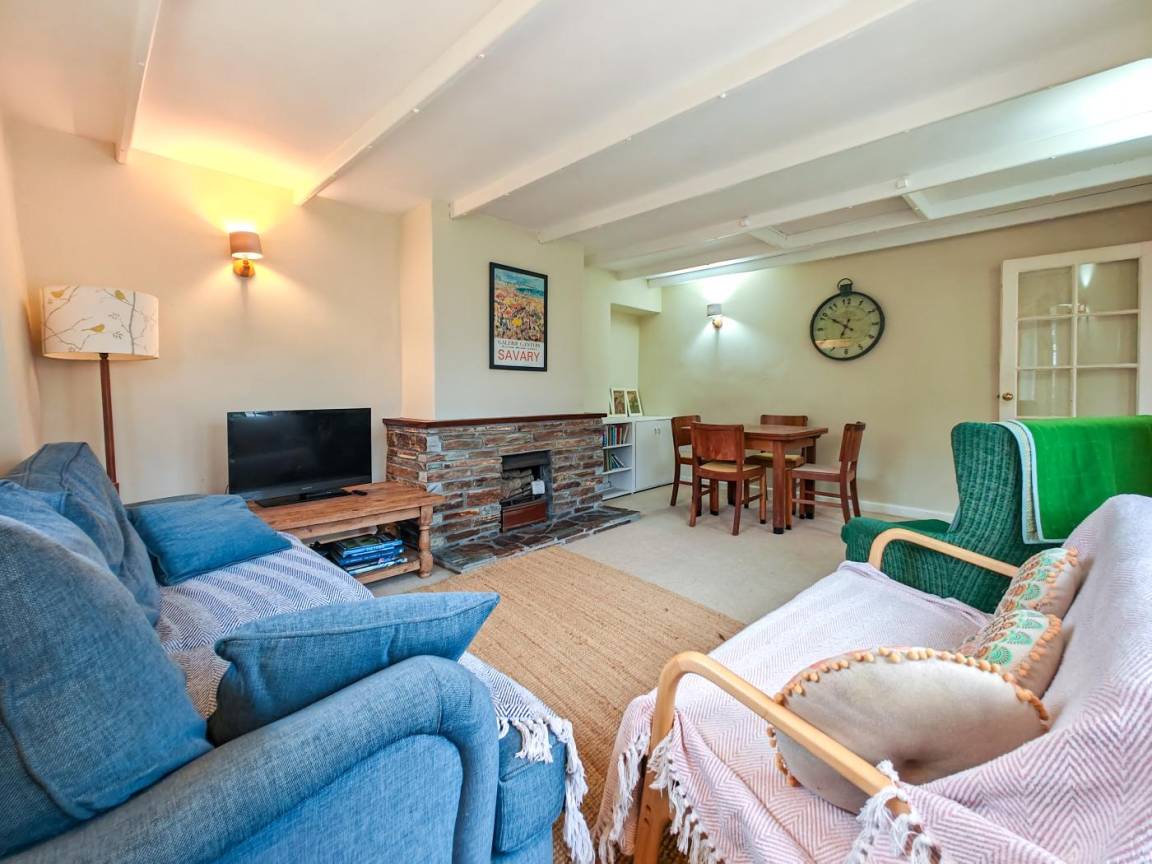 Cottage ∙ 3 Bedrooms ∙ 6 Guests - Constantine Bay