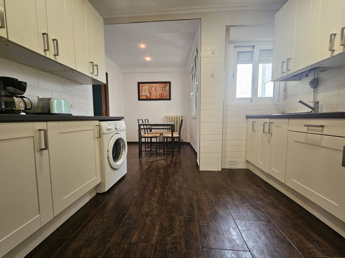84 M² Apartamento ∙ 2 Habitaciones ∙ 5 Huéspedes - Cudillero