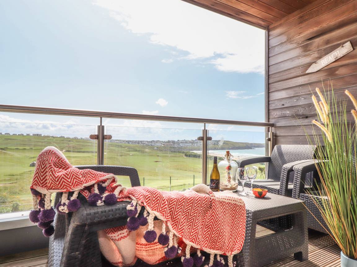Cottage ∙ 2 Bedrooms ∙ 4 Guests - Fistral Beach