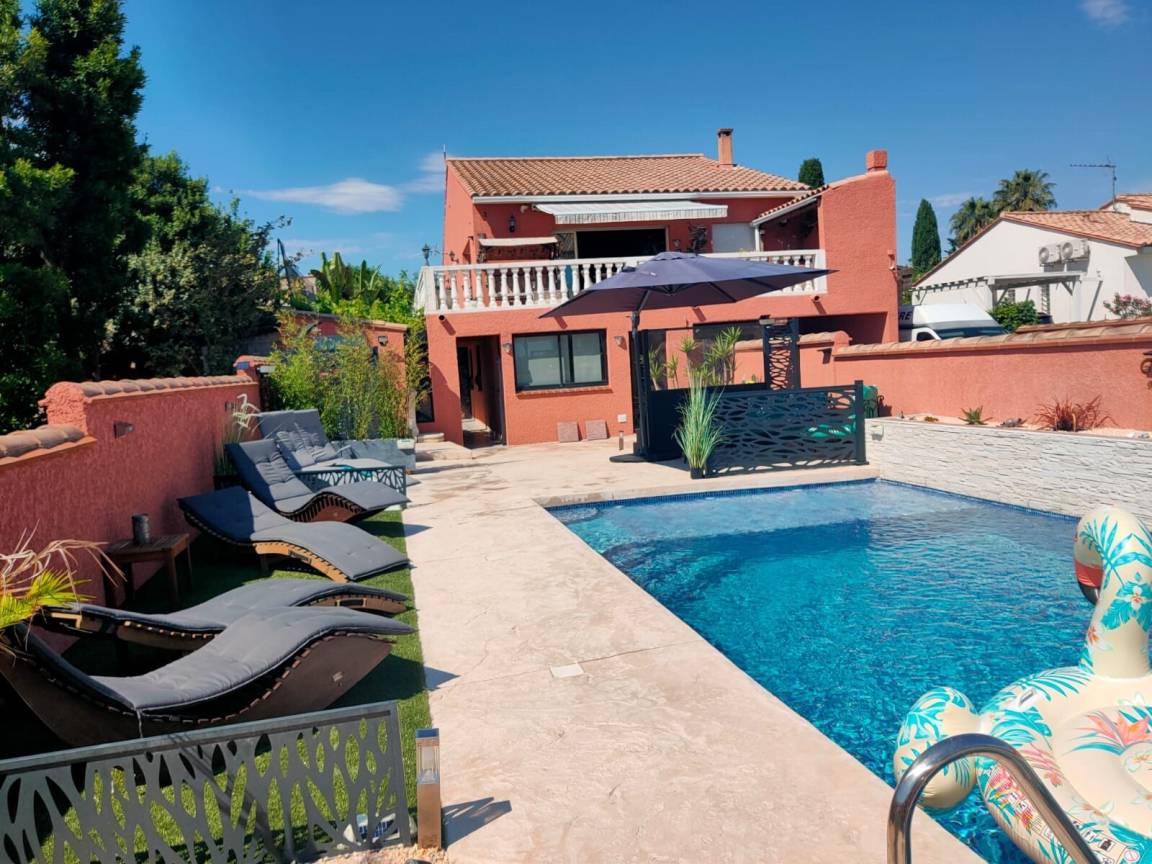 280 M² Villa ∙ 4 Chambres ∙ 8 Personnes - Pyrénées-Orientales