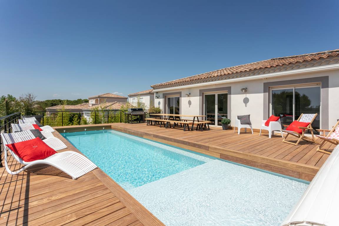 270 M² Villa ∙ 6 Slaapkamers ∙ 19 Gasten - Agde