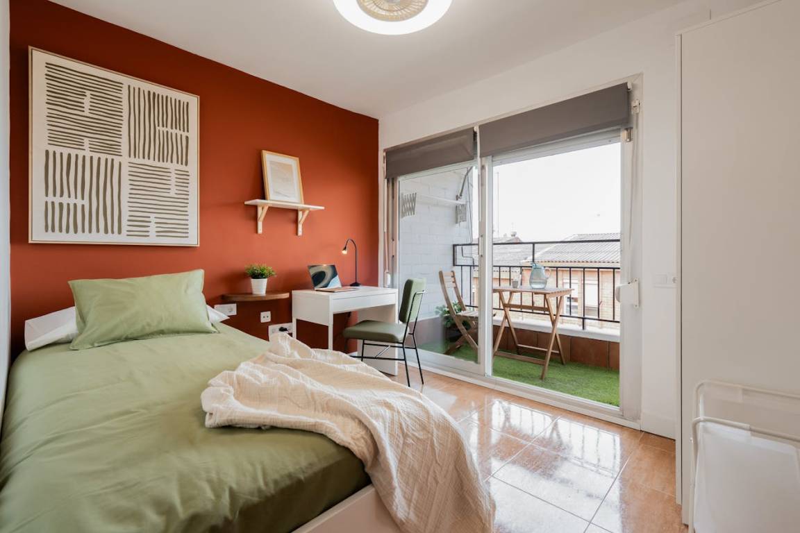 87 M² Habitación Privada ∙ 1 Habitación ∙ 4 Huéspedes - Sabadell