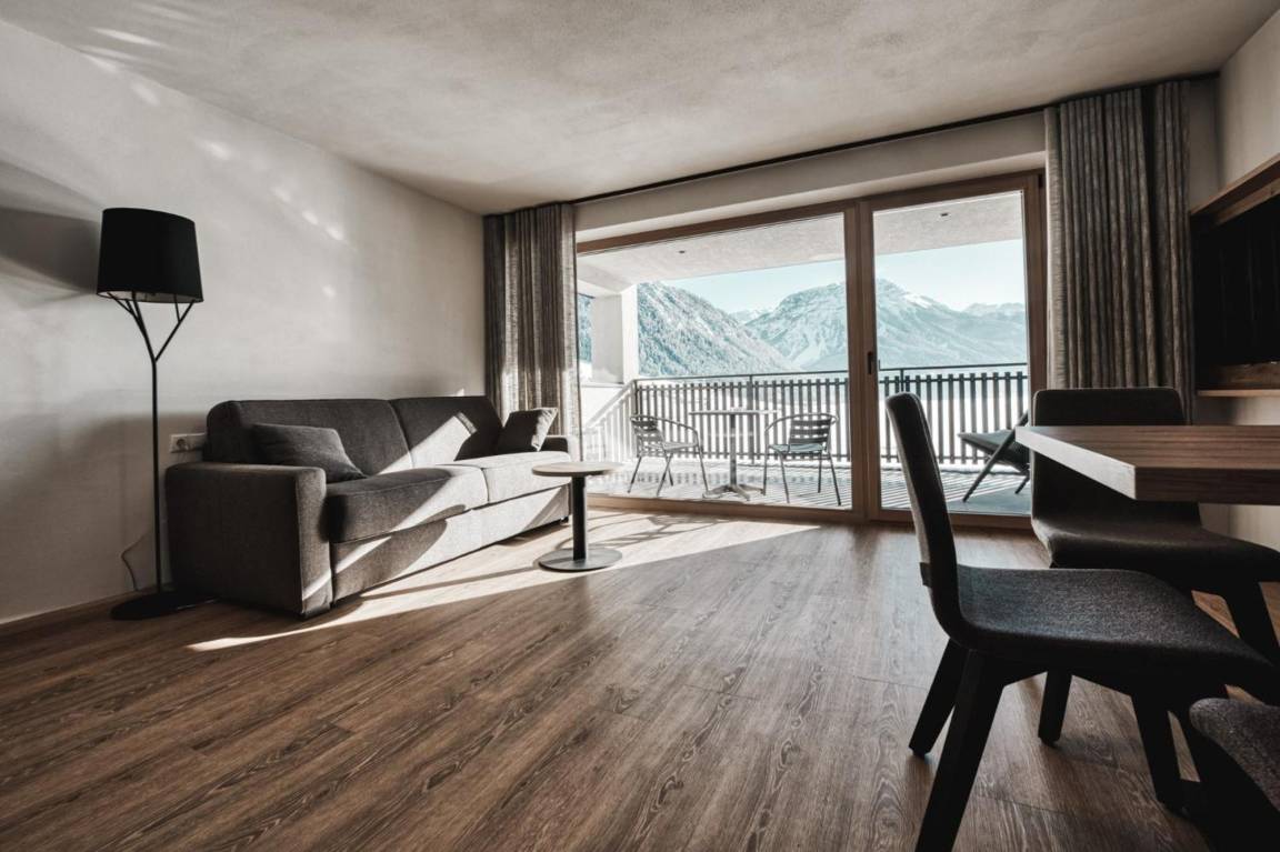 51 M² Ferienwohnung ∙ 1 Schlafzimmer ∙ 5 Gäste - Reschen am See