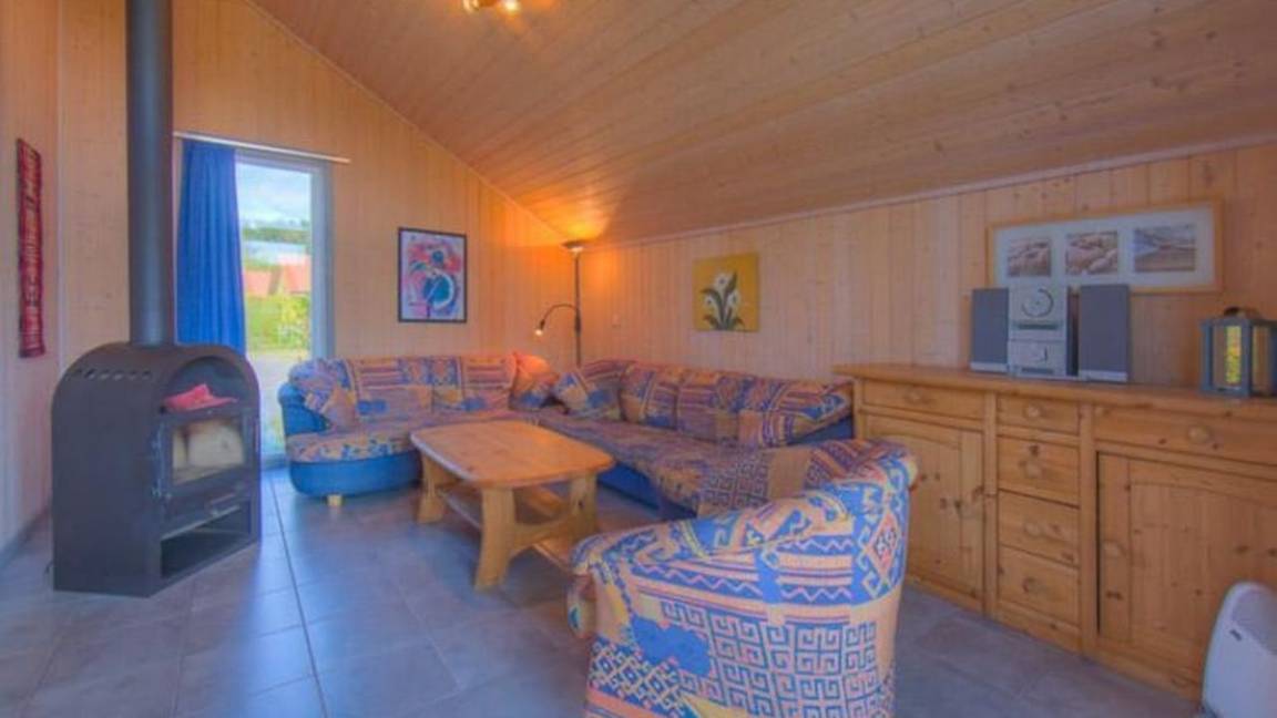 81 M² Ferienhaus ∙ 3 Schlafzimmer ∙ 6 Gäste - Userin