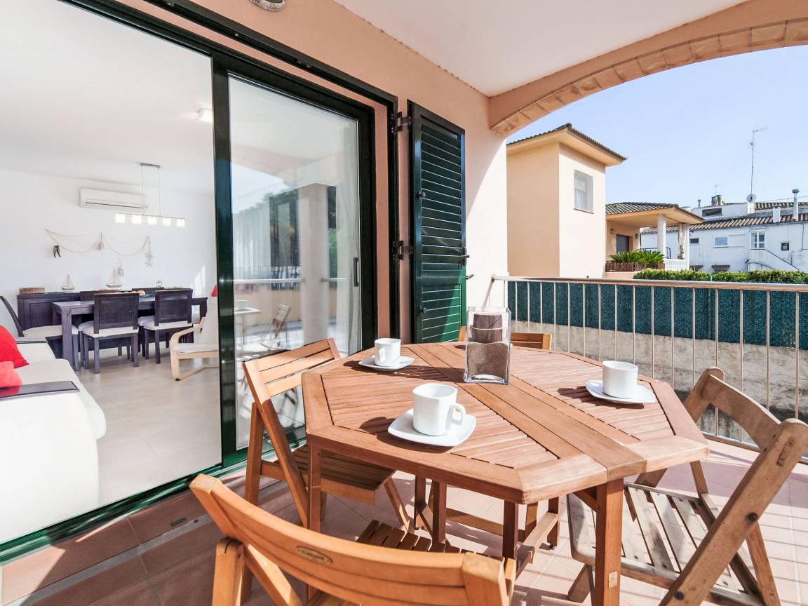 90 M² Apartment ∙ 3 Bedrooms ∙ 6 Guests - L'Estartit