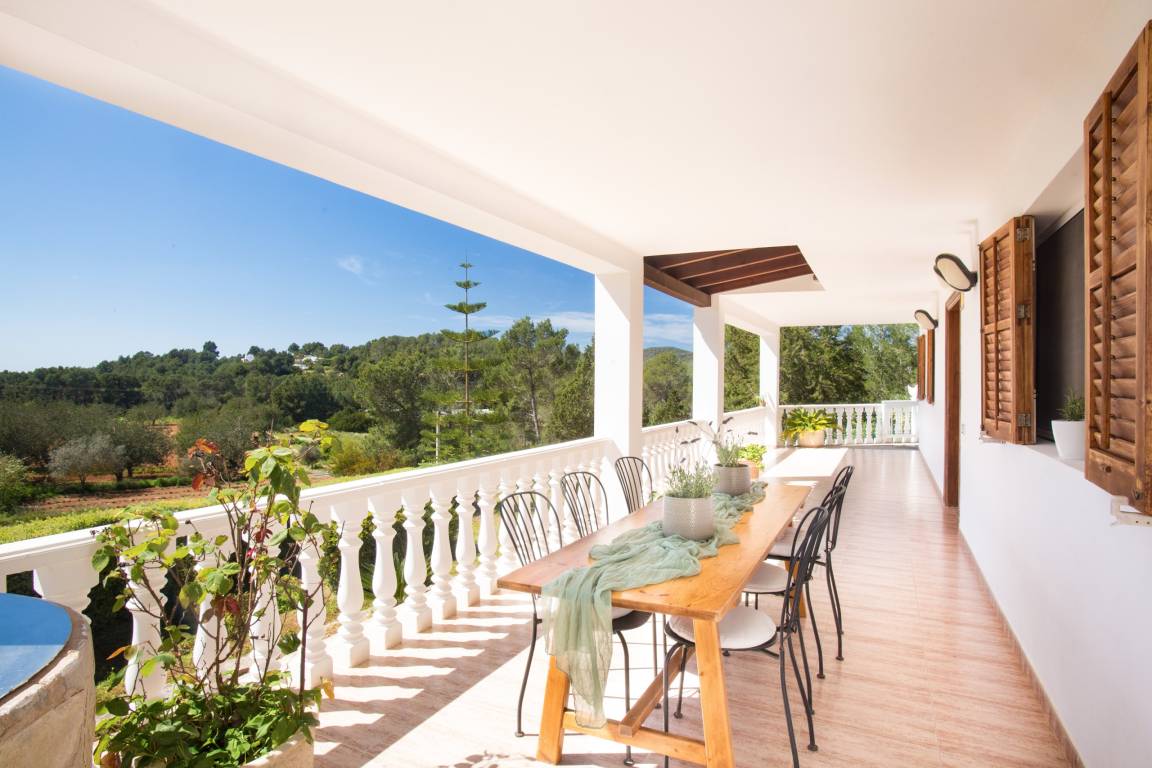 160 M² Villa ∙ 3 Bedrooms ∙ 6 Guests - Ibiza City
