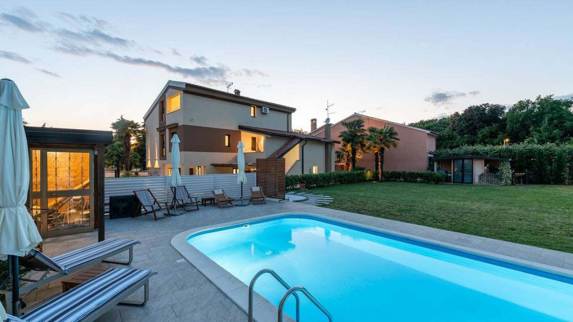 80 M² Ferienwohnung ∙ 3 Schlafzimmer ∙ 6 Gäste - Poreč