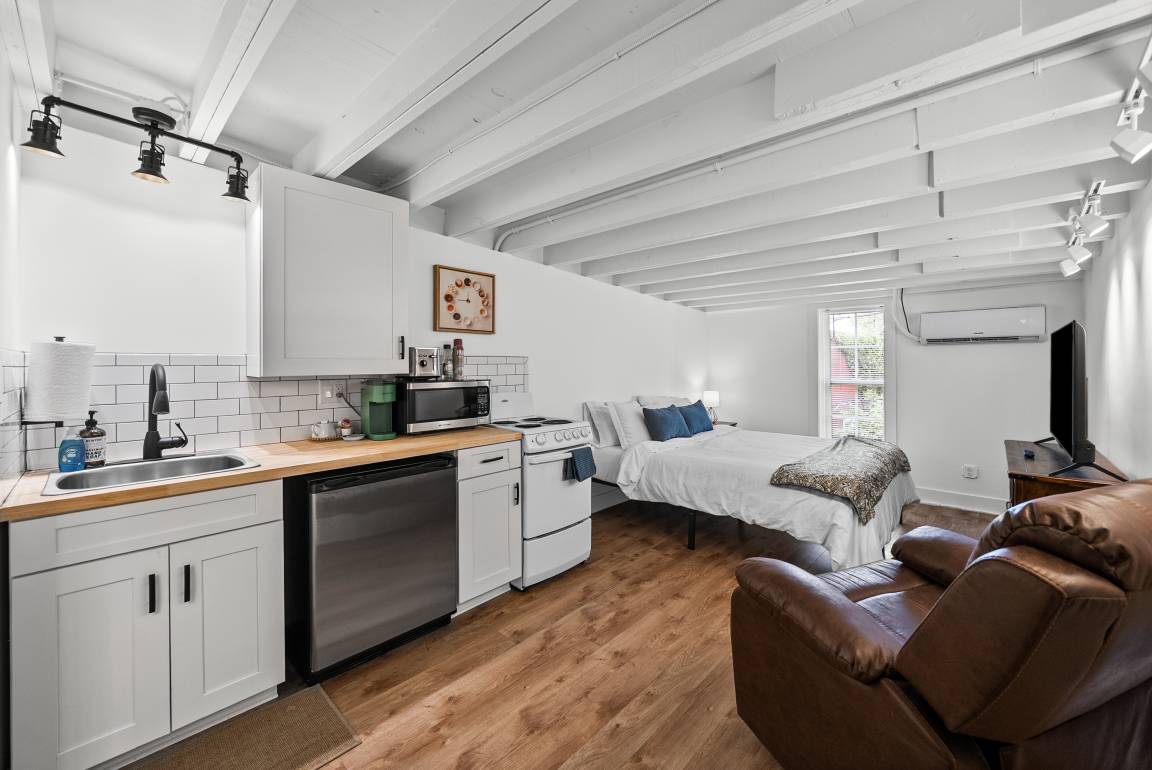 56 M² Apartment ∙ 1 Bedroom ∙ 2 Guests - Clarksville, TN