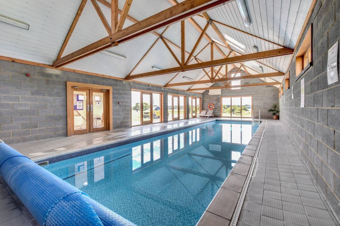 Apartment ∙ 2 Bedrooms ∙ 5 Guests - Suffolk