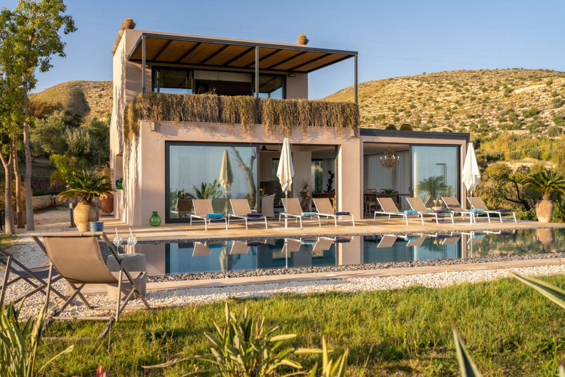 230 M² Villa ∙ 4 Chambres ∙ 7 Personnes - Noto