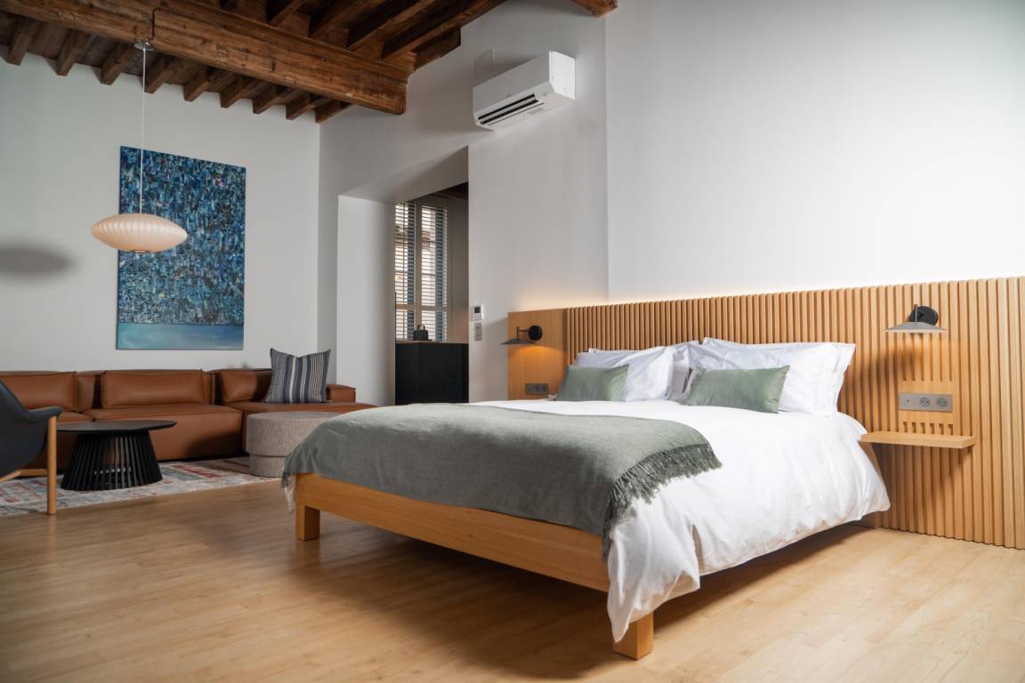 370 M² Gîte ∙ 6 Chambres ∙ 12 Personnes - Lagrasse