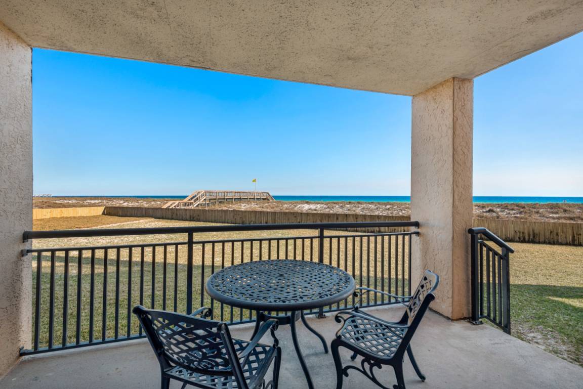 Condo ∙ 2 Bedrooms ∙ 6 Guests - Navarre Beach, FL