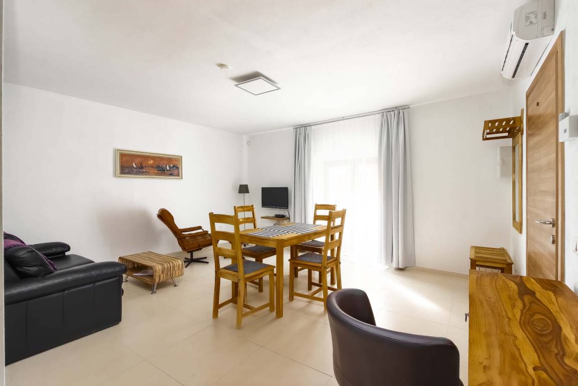 45 M² Ferienwohnung ∙ 1 Schlafzimmer ∙ 4 Gäste - Vrsar