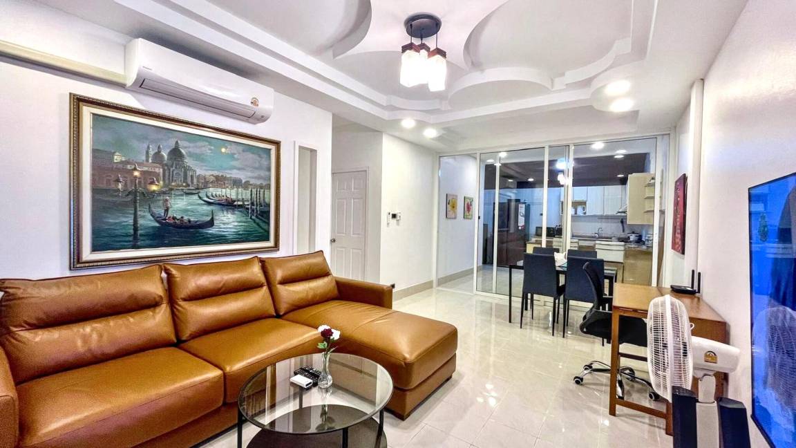 100 M² Villa ∙ 2 Bedrooms ∙ 4 Guests - Phuket