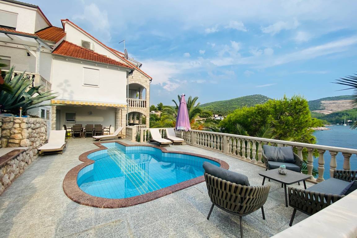 45 M² Studio Flat ∙ 2 Bedrooms ∙ 4 Guests - Hvar