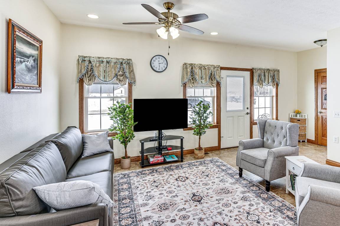 82 M² House ∙ 1 Bedroom ∙ 5 Guests - Middlebury, IN