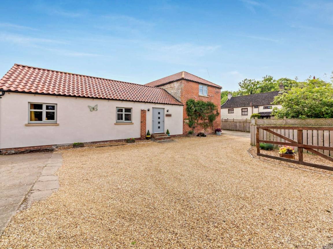 Cottage ∙ 2 Bedrooms ∙ 4 Guests - Bedale