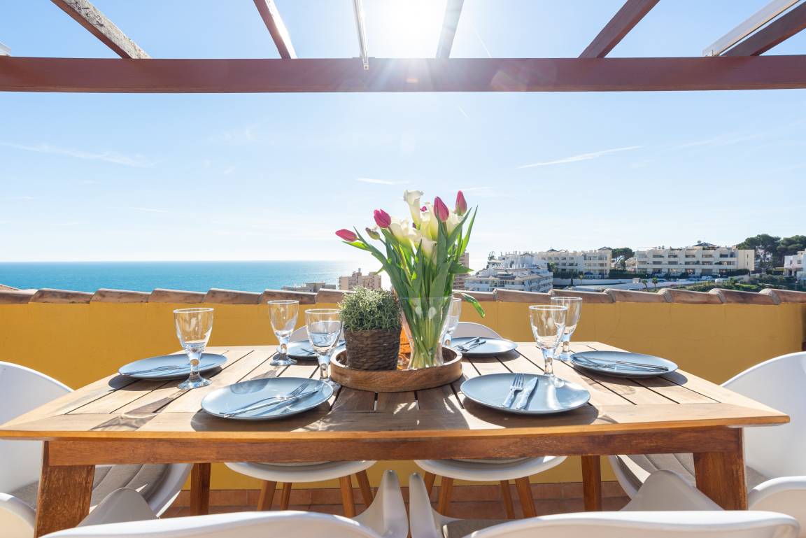 100 M² Apartment ∙ 3 Bedrooms ∙ 6 Guests - Fuengirola
