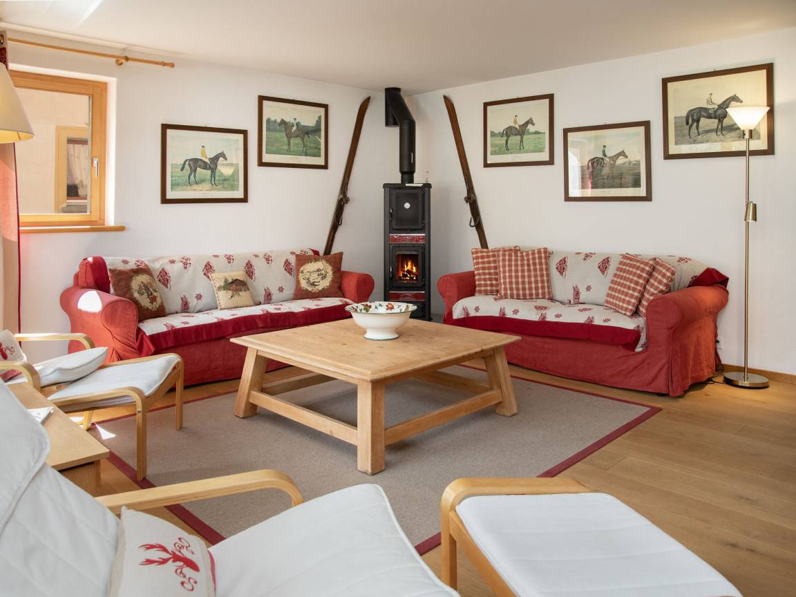 100 M² Ferienwohnung ∙ 2 Schlafzimmer ∙ 4 Gäste - Silvaplana