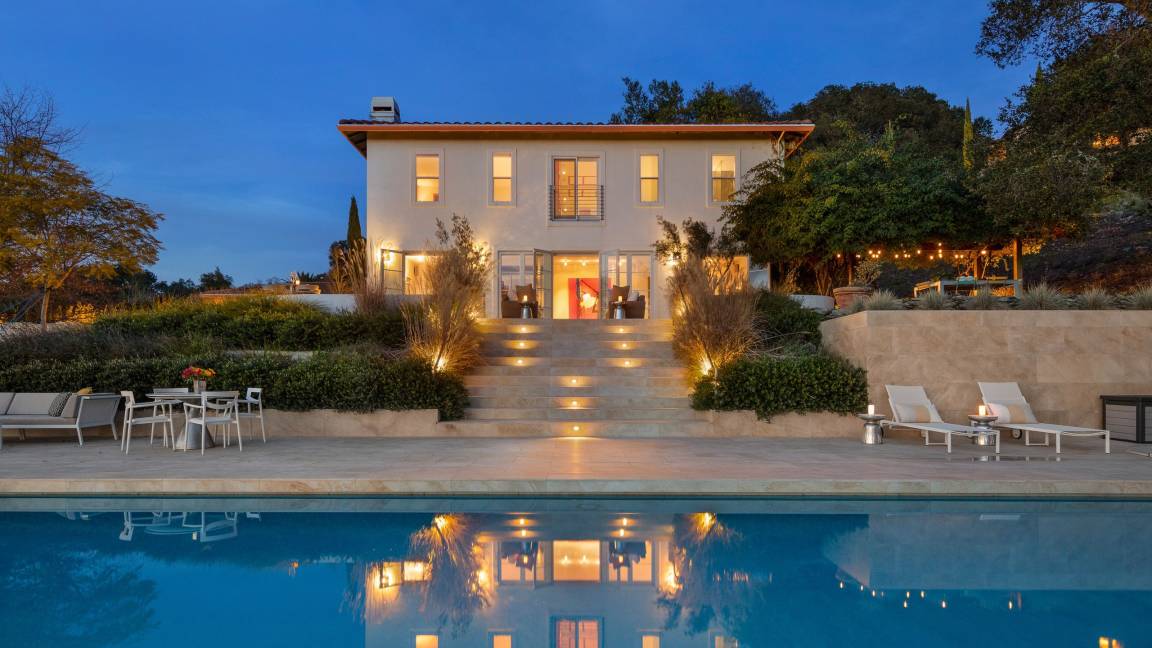 373 M² House ∙ 4 Bedrooms ∙ 10 Guests - Healdsburg, CA