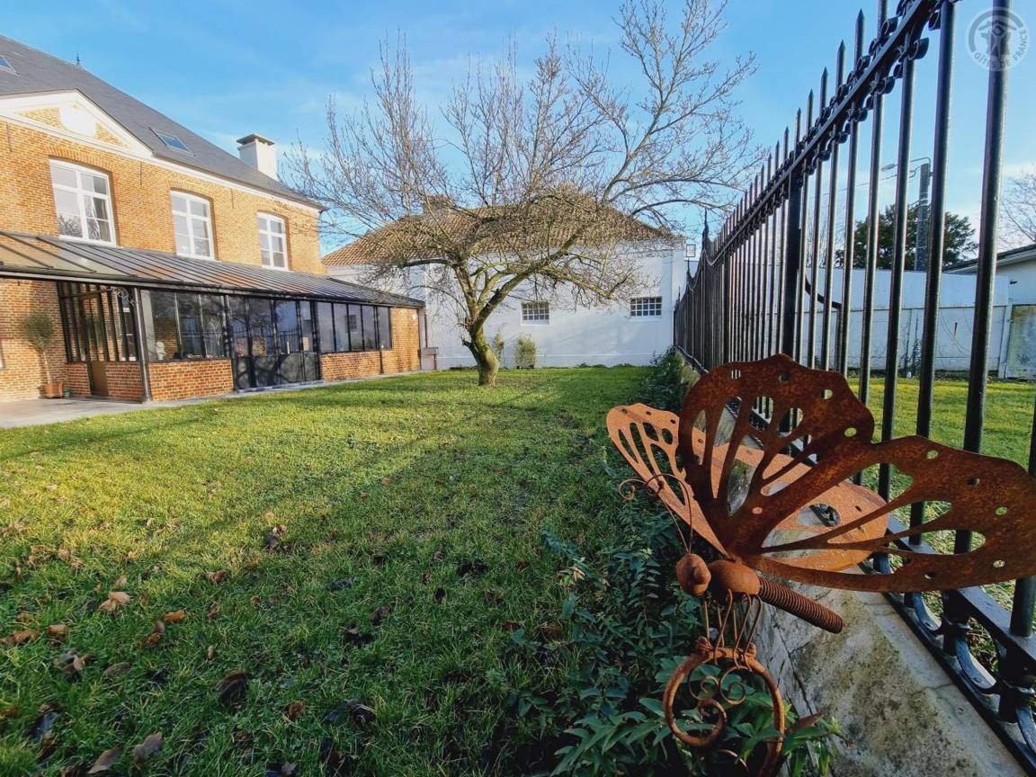 210 M² Cottage ∙ 3 Chambres ∙ 6 Personnes - Hazebrouck