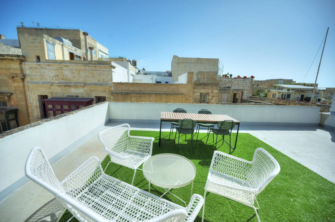 320 M² House ∙ 4 Bedrooms ∙ 8 Guests - Valletta