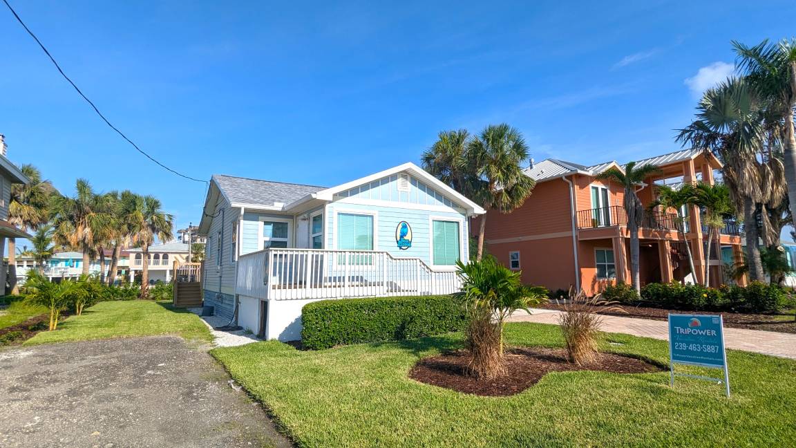 66 M² House ∙ 2 Bedrooms ∙ 6 Guests - Fort Myers Beach, FL