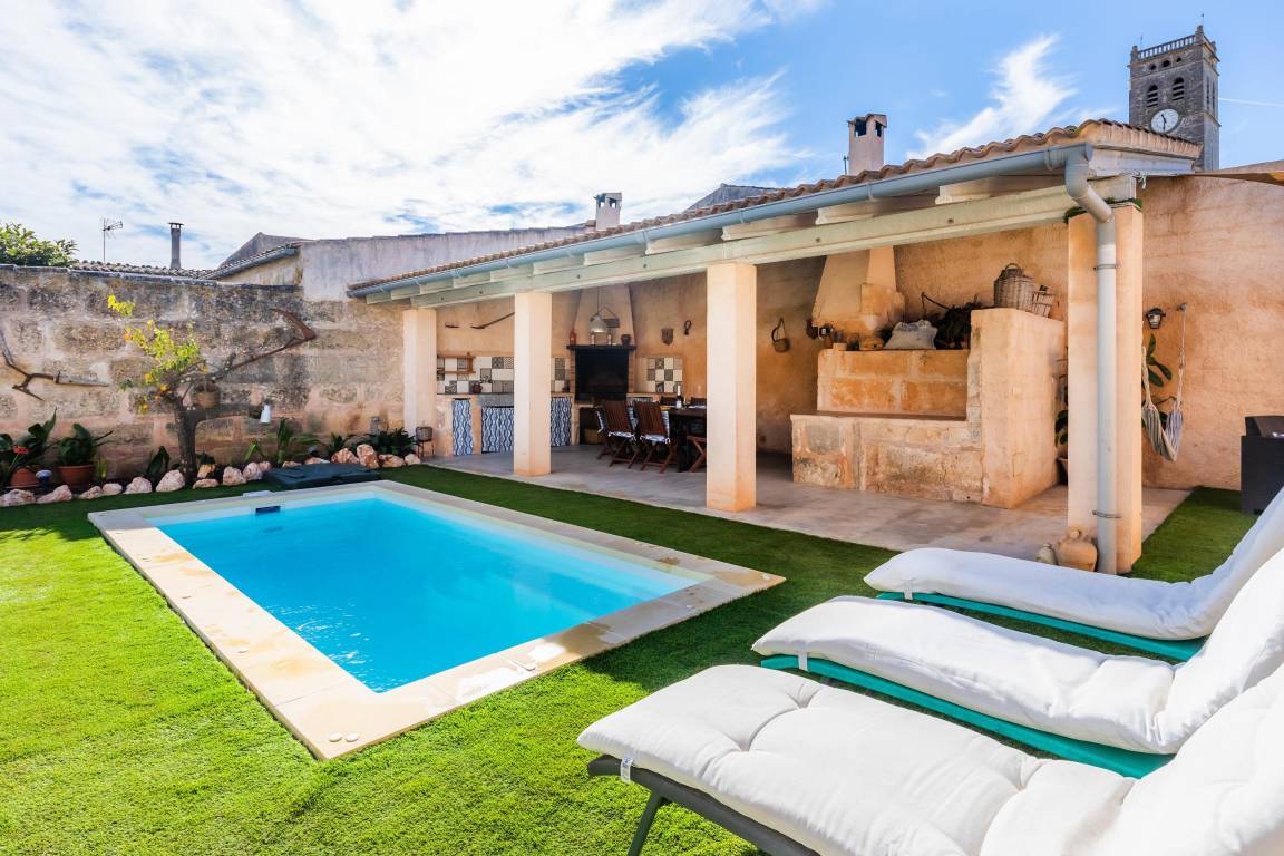 125 M² House ∙ 2 Bedrooms ∙ 4 Guests - Petra