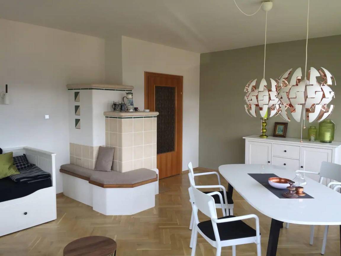 90 M² Ferienwohnung ∙ 1 Schlafzimmer ∙ 3 Gäste - Spittal an der Drau