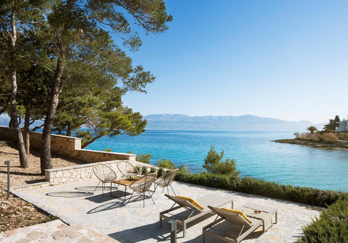 220 M² Villa ∙ 4 Bedrooms ∙ 8 Guests - Sutivan