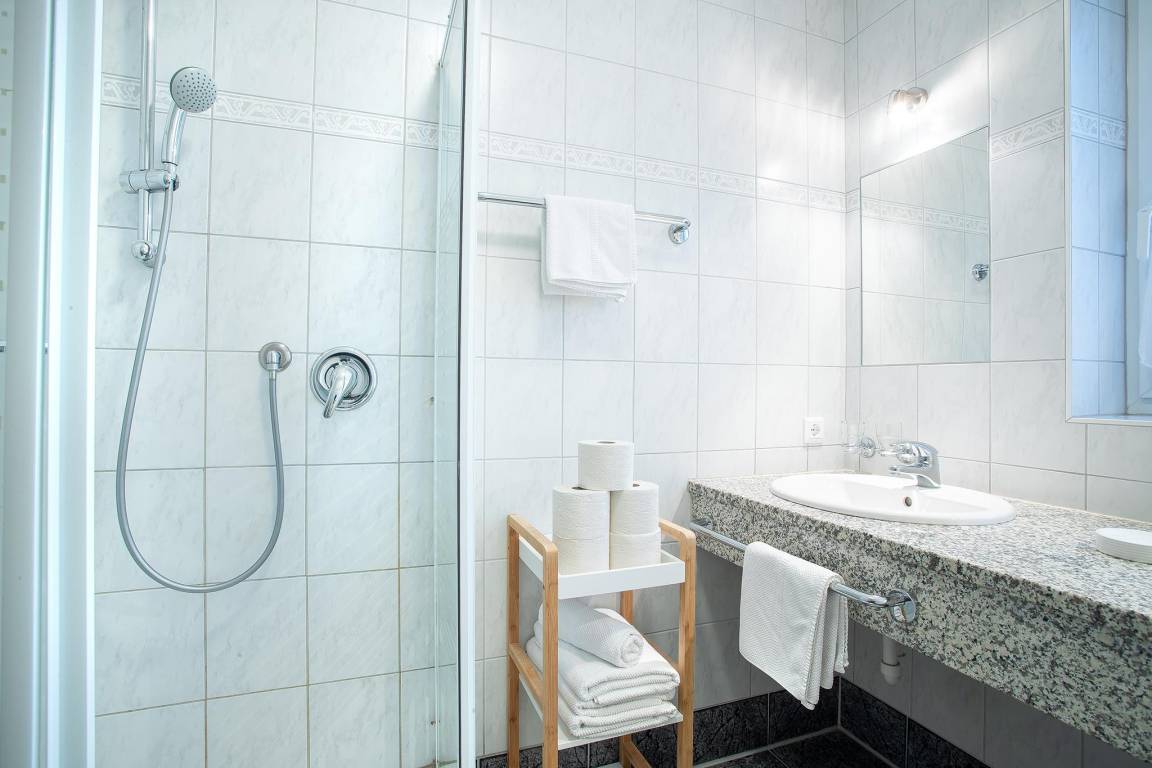 70 M² Ferienwohnung ∙ 3 Schlafzimmer ∙ 6 Gäste - Schwaz