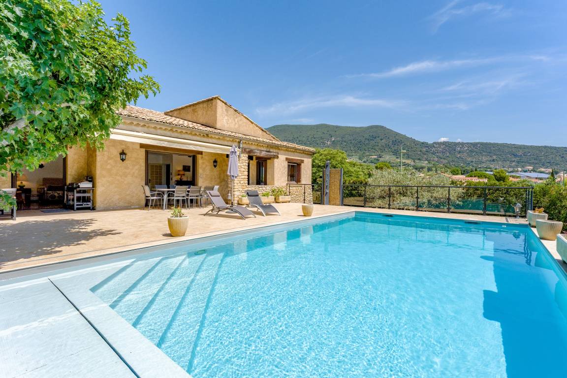 120 M² Maison De Vacances ∙ 4 Chambres ∙ 8 Personnes - Nyons