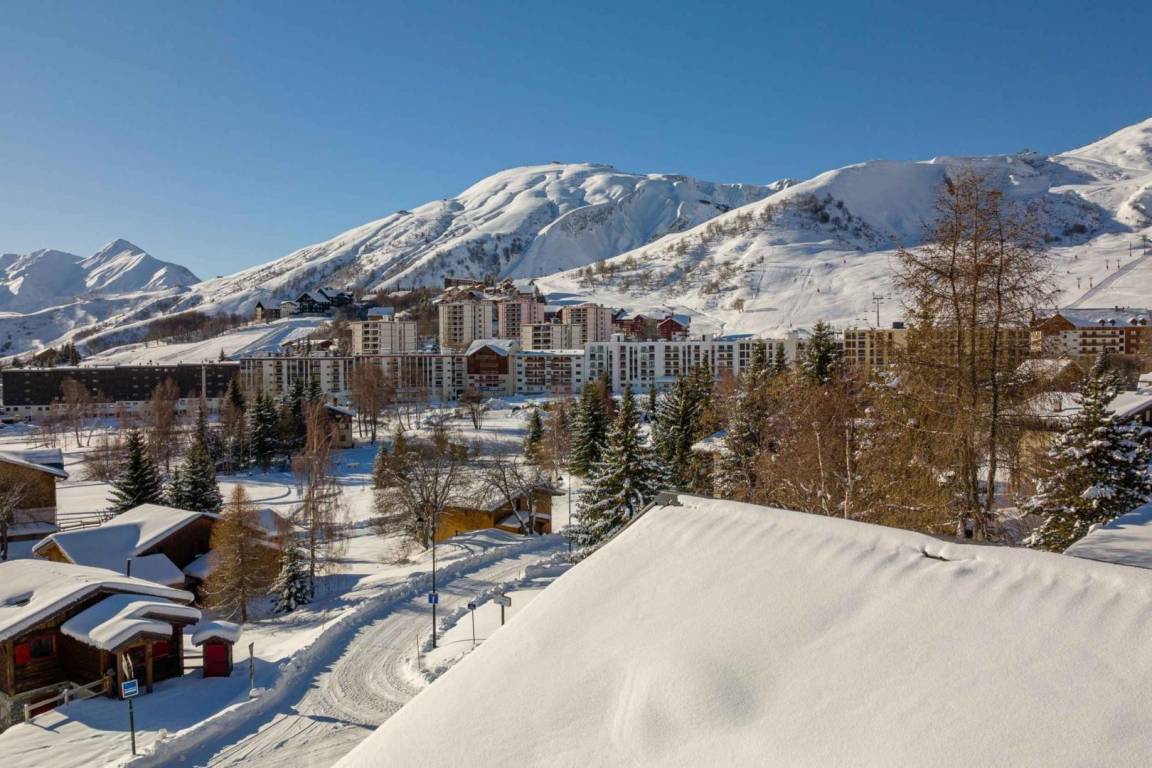 200 M² Gîte ∙ 8 Chambres ∙ 15 Personnes - Saint-Sorlin-d'Arves