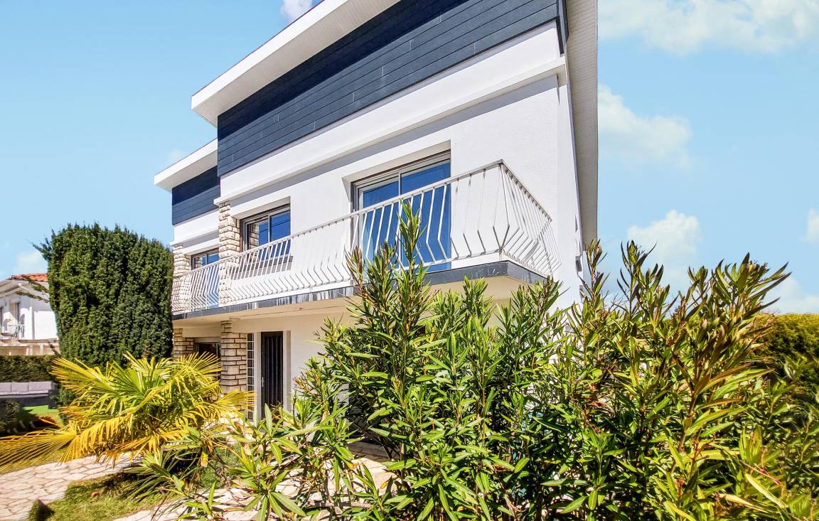 120 M² Maison De Vacances ∙ 3 Chambres ∙ 6 Personnes - Meschers-sur-Gironde