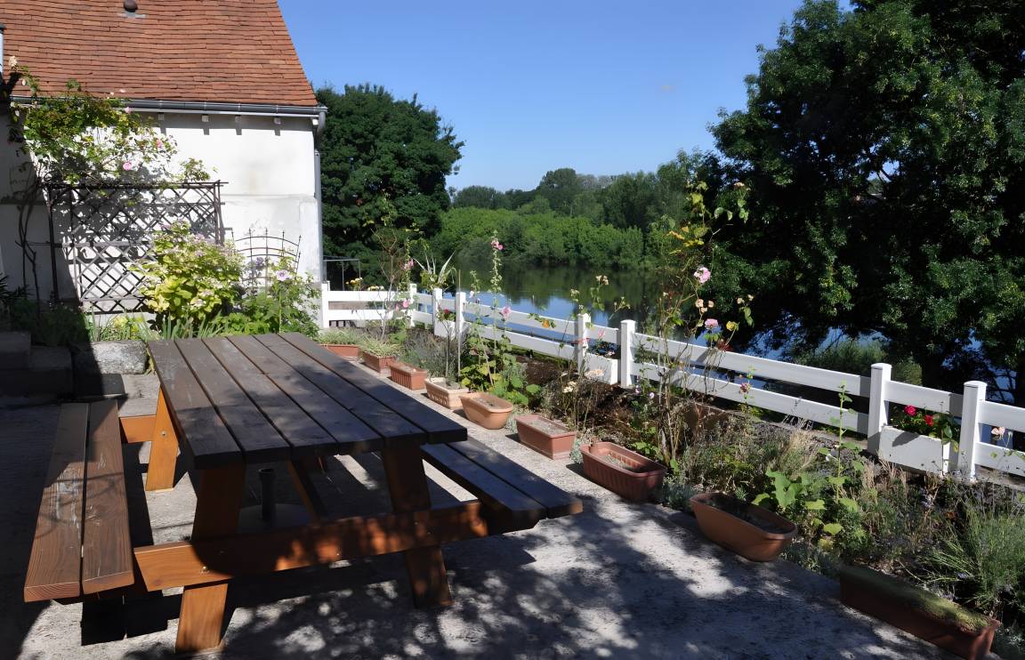 56 M² Talo ∙ 2 Makuuhuonetta ∙ 4 Vierasta - Tours