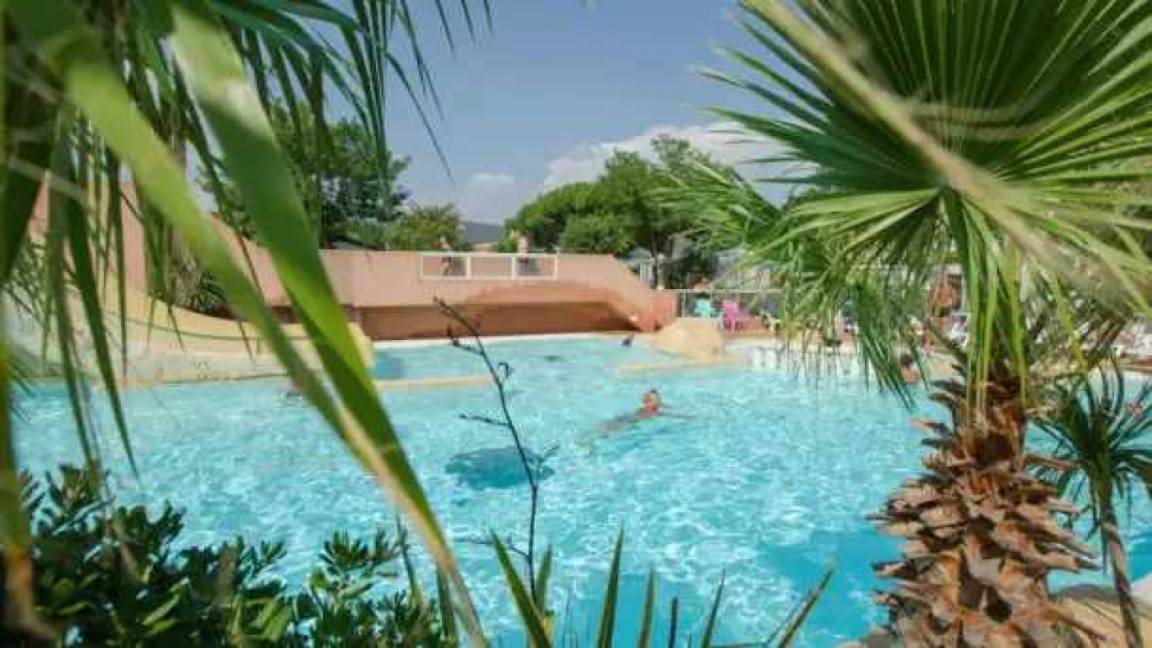 33 M² Campeggio ∙ 3 Camere Da Letto ∙ 8 Ospiti - Le Lavandou