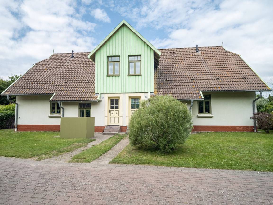 56 M² Ferienhaus ∙ 2 Schlafzimmer ∙ 4 Gäste - Wustrow