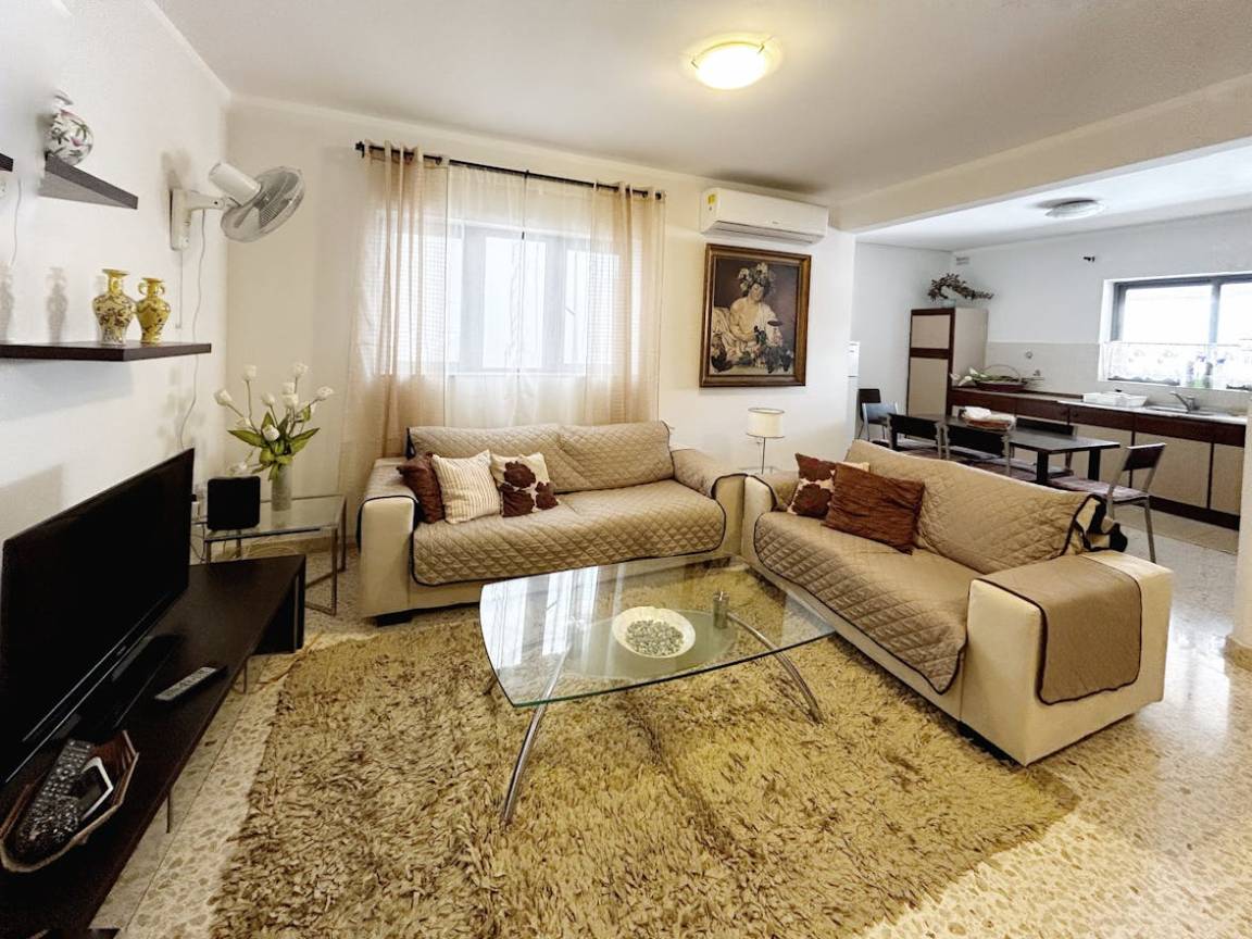 120 M² Appartement ∙ 4 Chambres ∙ 8 Personnes - Malte