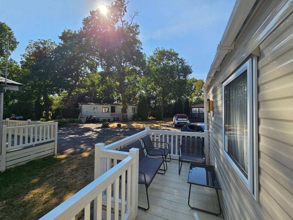 32 M² Cabin ∙ 2 Bedrooms ∙ 6 Guests - Bournemouth