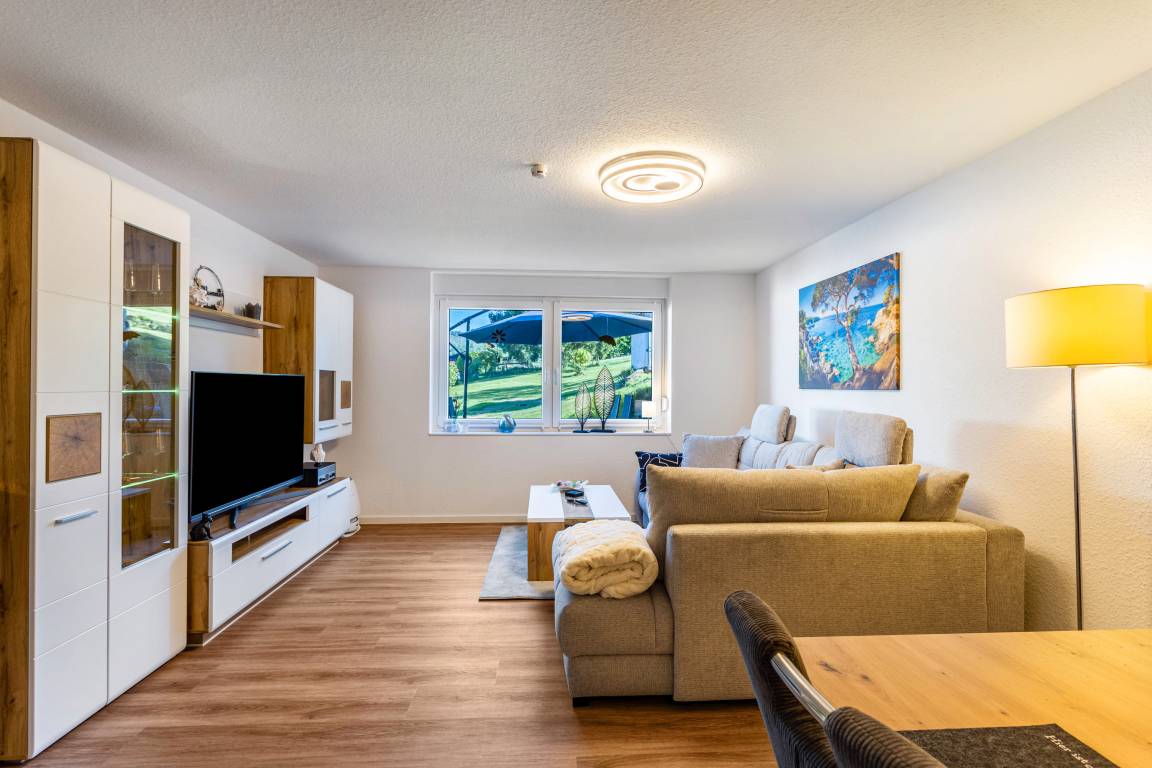 60 M² Ferienwohnung ∙ 1 Schlafzimmer ∙ 4 Gäste - Attendorn