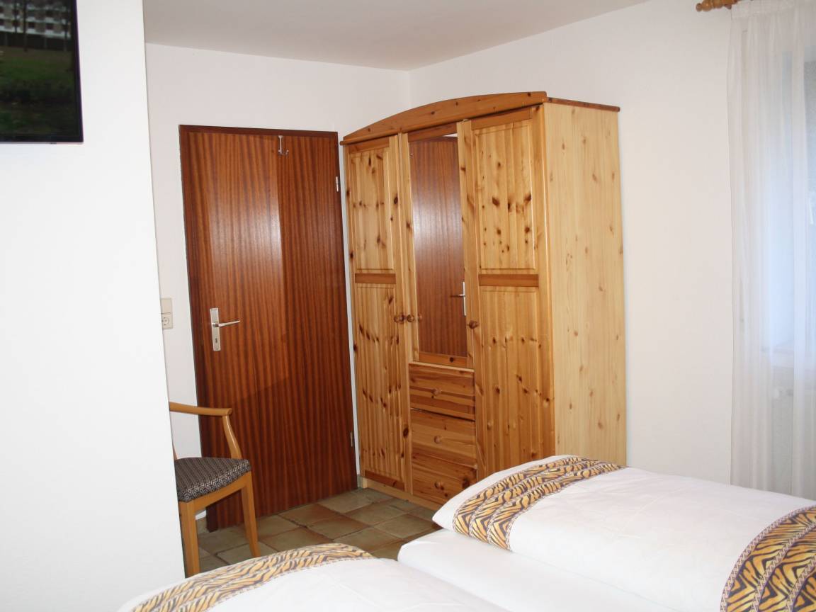 43 M² Ferienwohnung ∙ 1 Schlafzimmer ∙ 2 Gäste - Olpe
