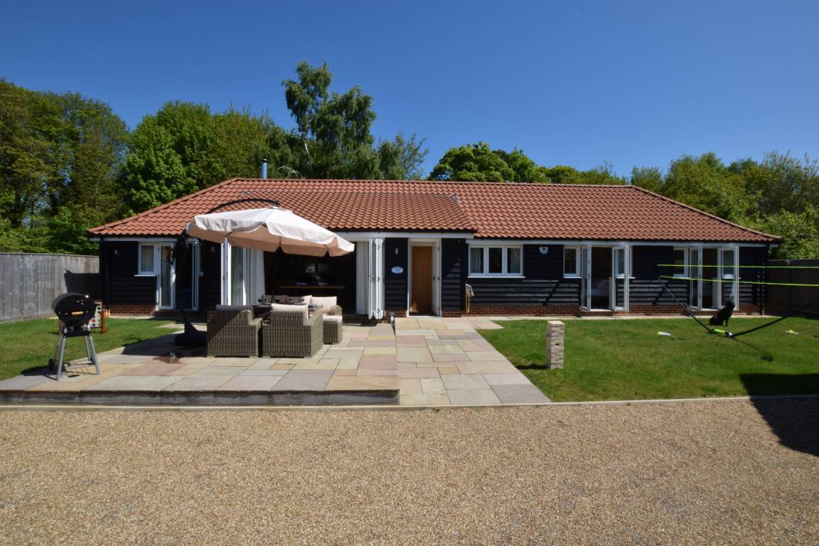 Cottage ∙ 3 Bedrooms ∙ 6 Guests - Aldeburgh