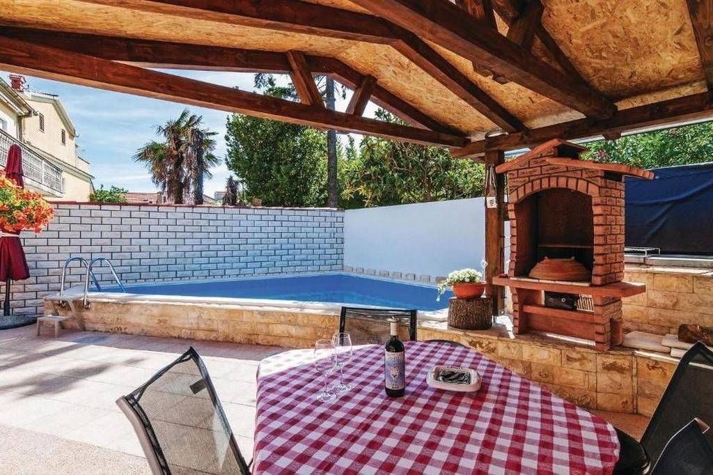 107 M² Maison De Vacances ∙ 5 Chambres ∙ 8 Personnes - Zadar