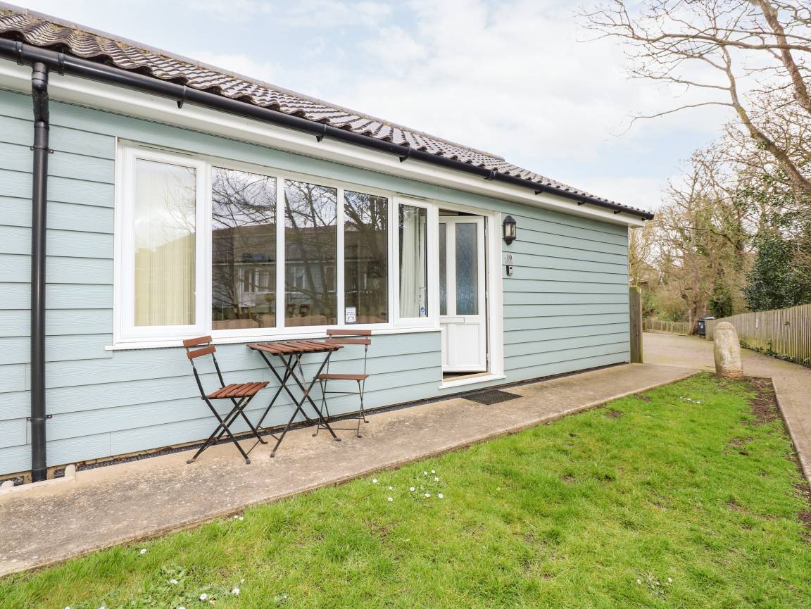 Cottage ∙ 2 Bedrooms ∙ 4 Guests - Mundesley