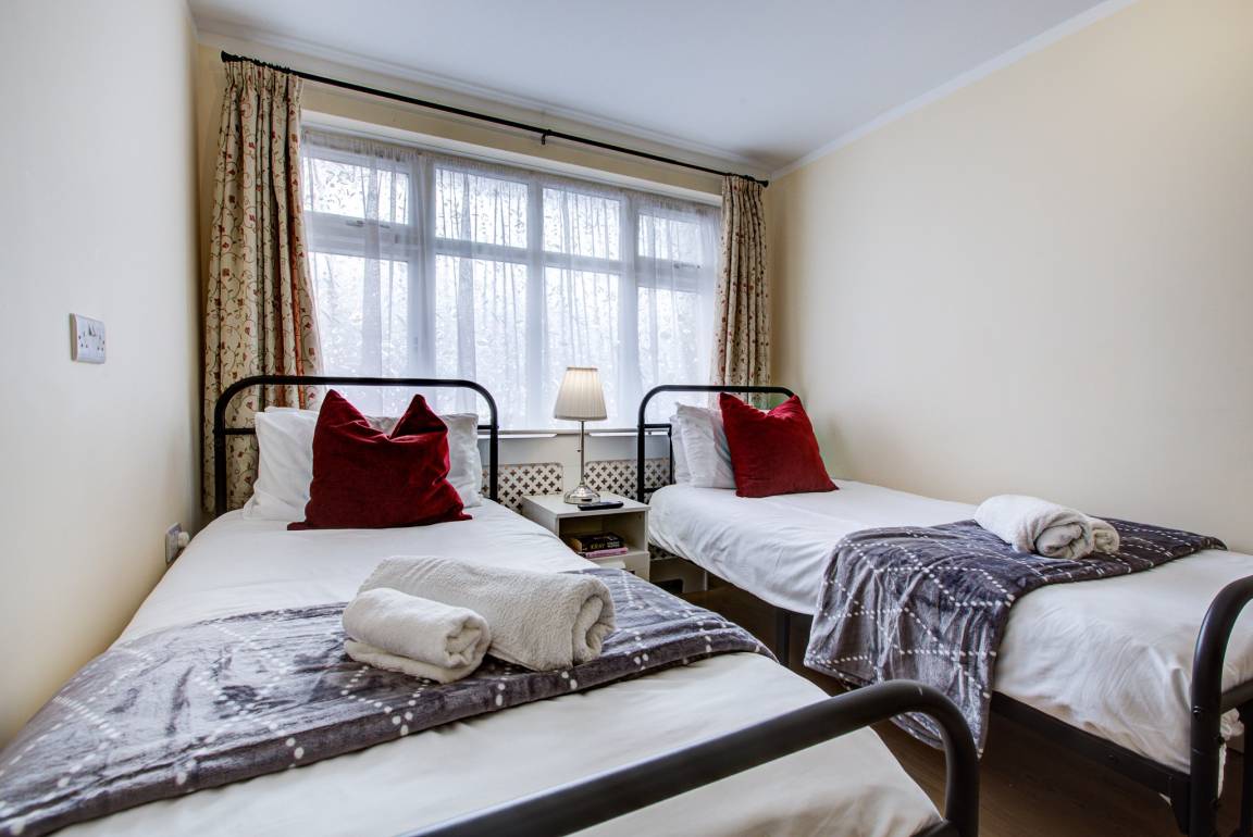 20 M² Studio Flat ∙ 1 Bedroom ∙ 2 Guests - Enfield
