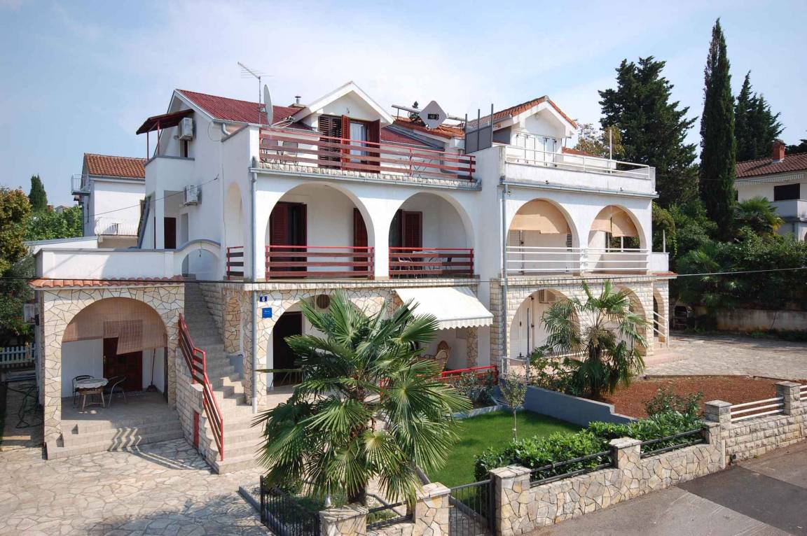 Apartments Presecan Malinska Krk - Malinska